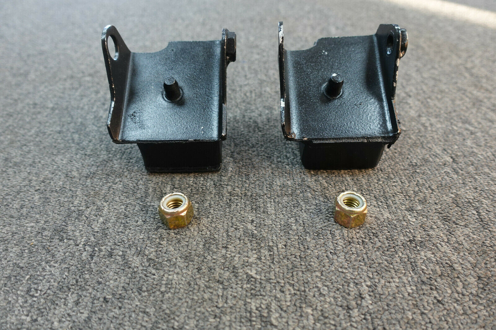 Pair 318 340 Motor Mounts for 1966-72 Mopar Small Block Dodge Plymouth ...