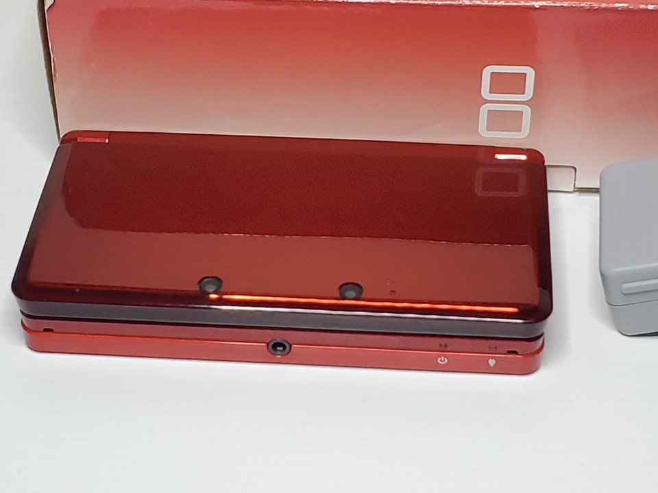 Nintendo 3DS Handheld System Flame Red With Box, Booklet, Game, Charger ...