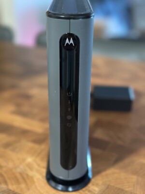 Motorola MB8611 Cable Modem - Black - Used and in good working order ...