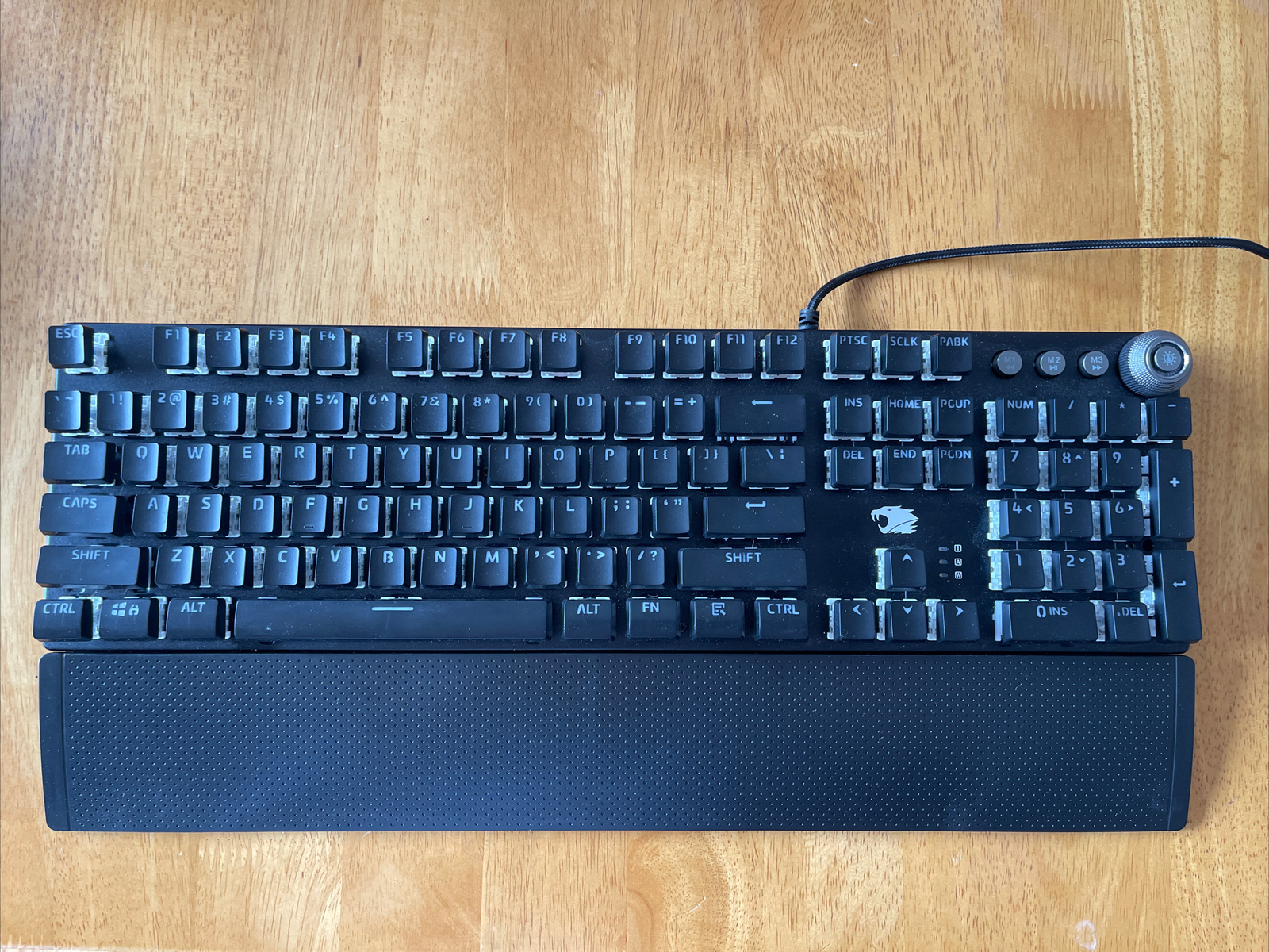 iBUYPOWER MEK 3 LT RGB Mechanical Gaming Keyboard, Clicky Blue Switches ...