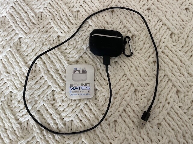Sound Mate Earbuds Blue tooth with user Manual and carrying case | eBay