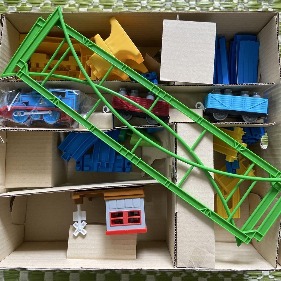 Plarail Thomas The Tank Engine Wavy Bridge Set | eBay