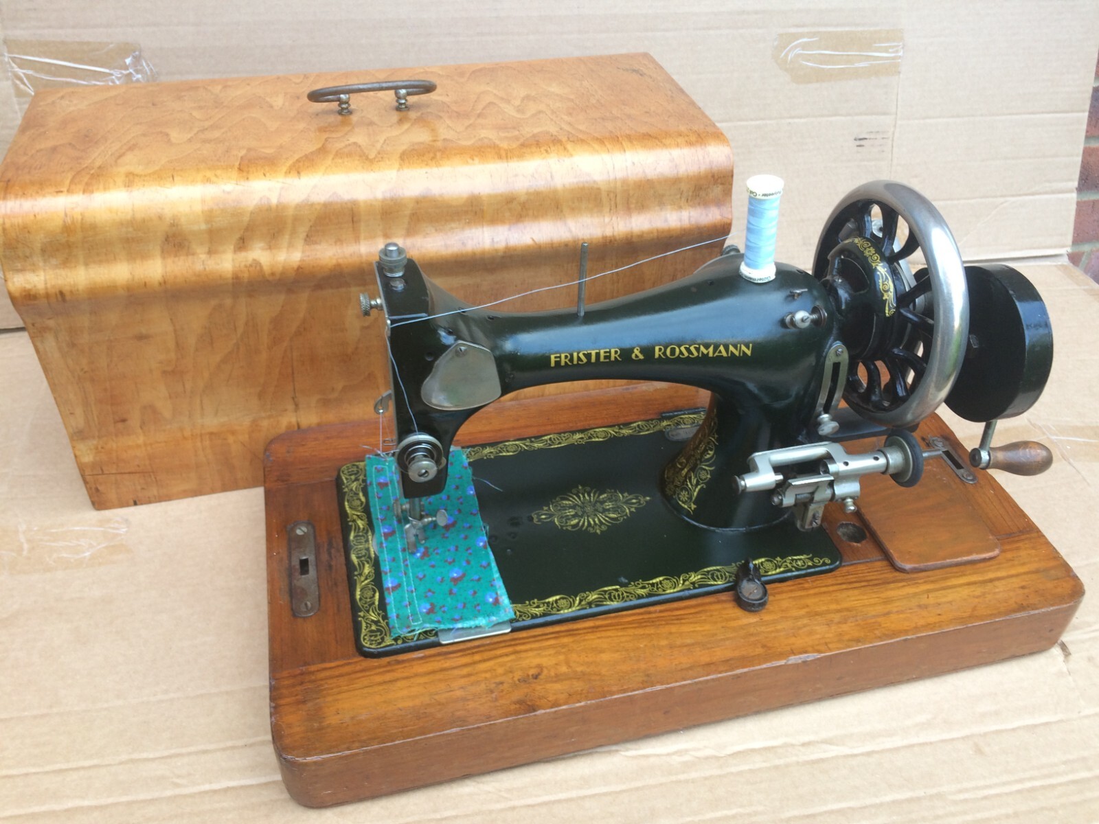 Vintage Frister and Rossmann Hand crank Vibrating shuttle Sewing ...
