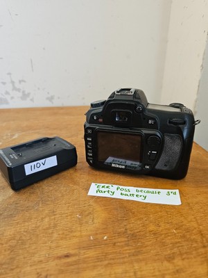 Nikon D80 10.2MP Digital SLR Camera + Genuine Charger& 3rd Party ...