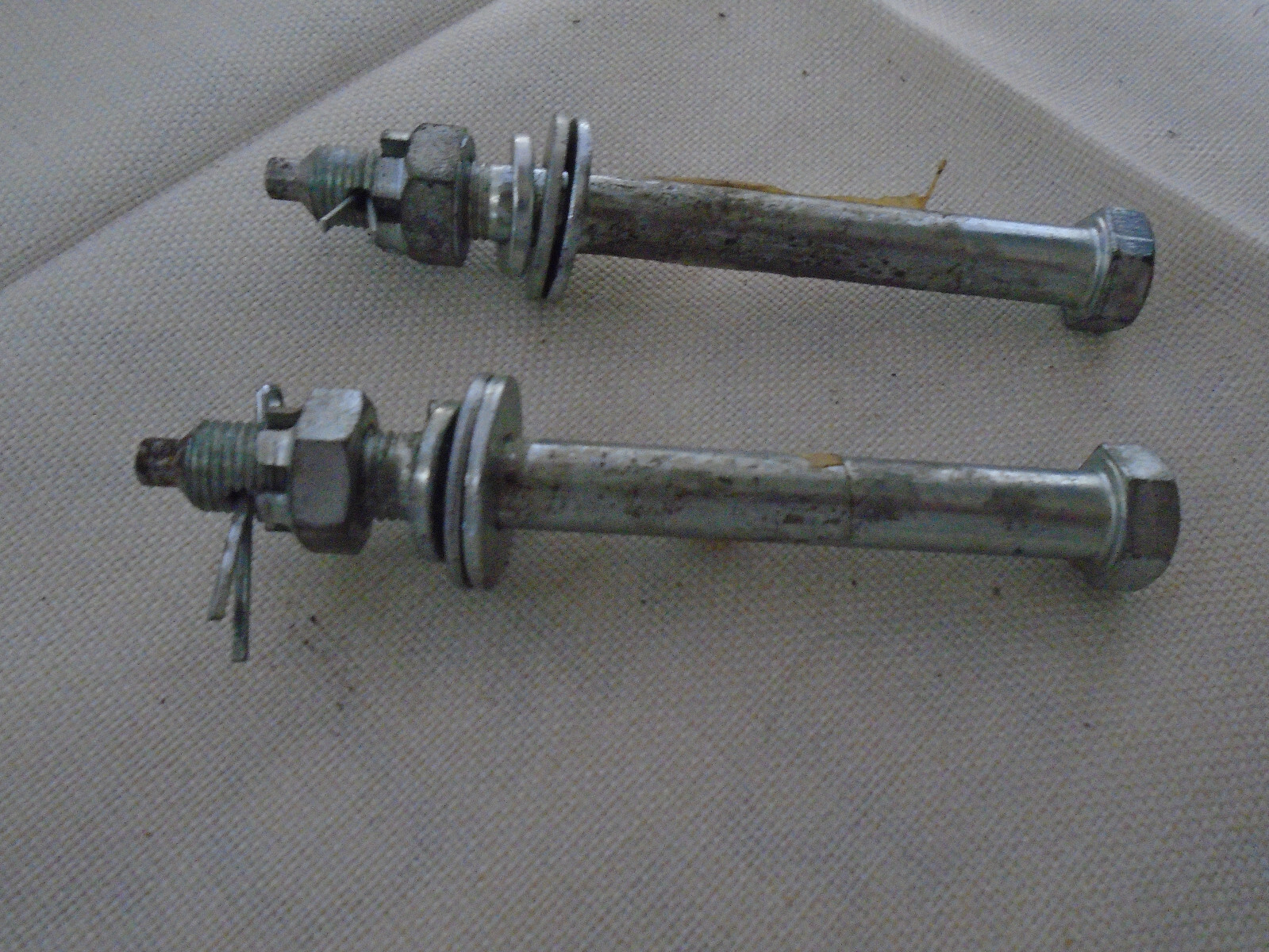 C-2-3 CORVETTE 1963-1982 TRAILING ARM PIVOT BOLTS PAIR NEW | eBay