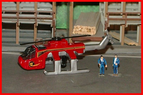 (1999) _ Matchbox _ HO Scale _ Air-Lift Helicopter / A3 | eBay