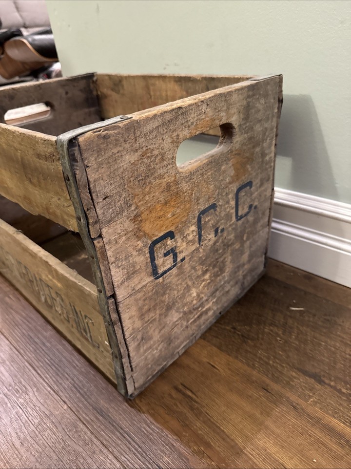 Vintage General Cinema Wooden Crate Soda Pop Vintage 32 oz Bottles GCC ...
