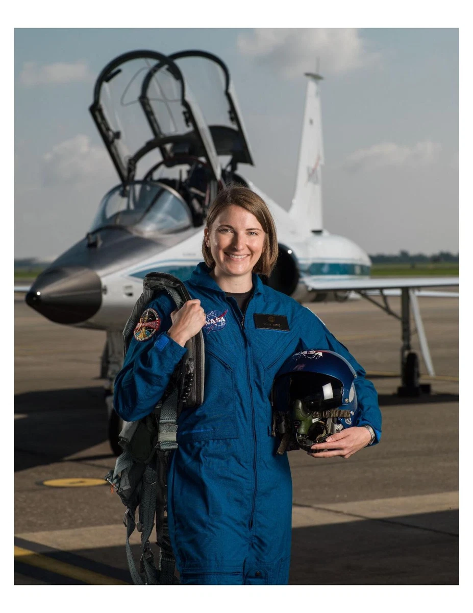 Nasa Female Pilot