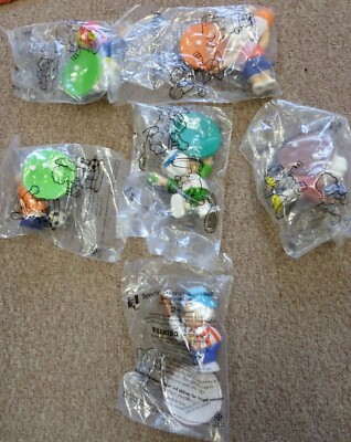 NEW UNOPENED KFC COLONEL SANDERS "SPORTY COLONEL" SET 6 SMALL FIGURES C ...