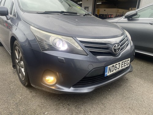 TOYOTA AVENSIS EXCEL 2013 2.0 D4D SALOON BLUE **BREAKING SPARES** | eBay UK