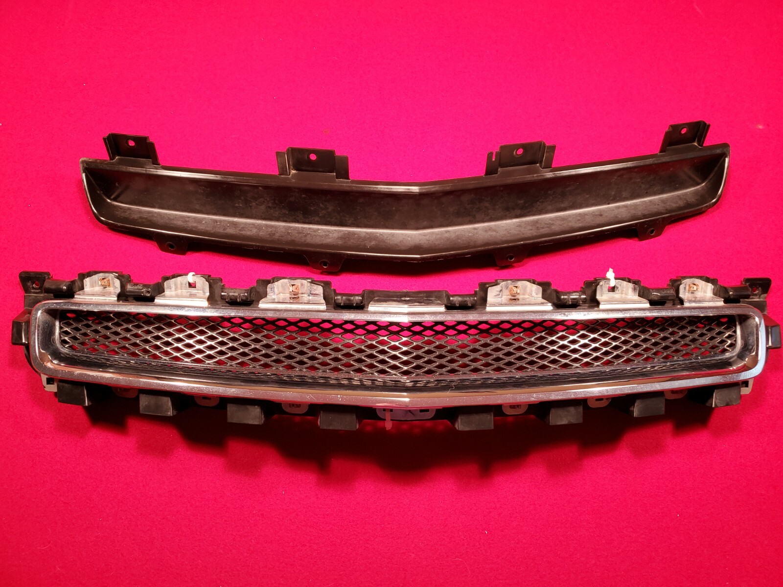 08-12 Chevrolet Malibu Front Grille Upper OEM 15823699 15899022 ...