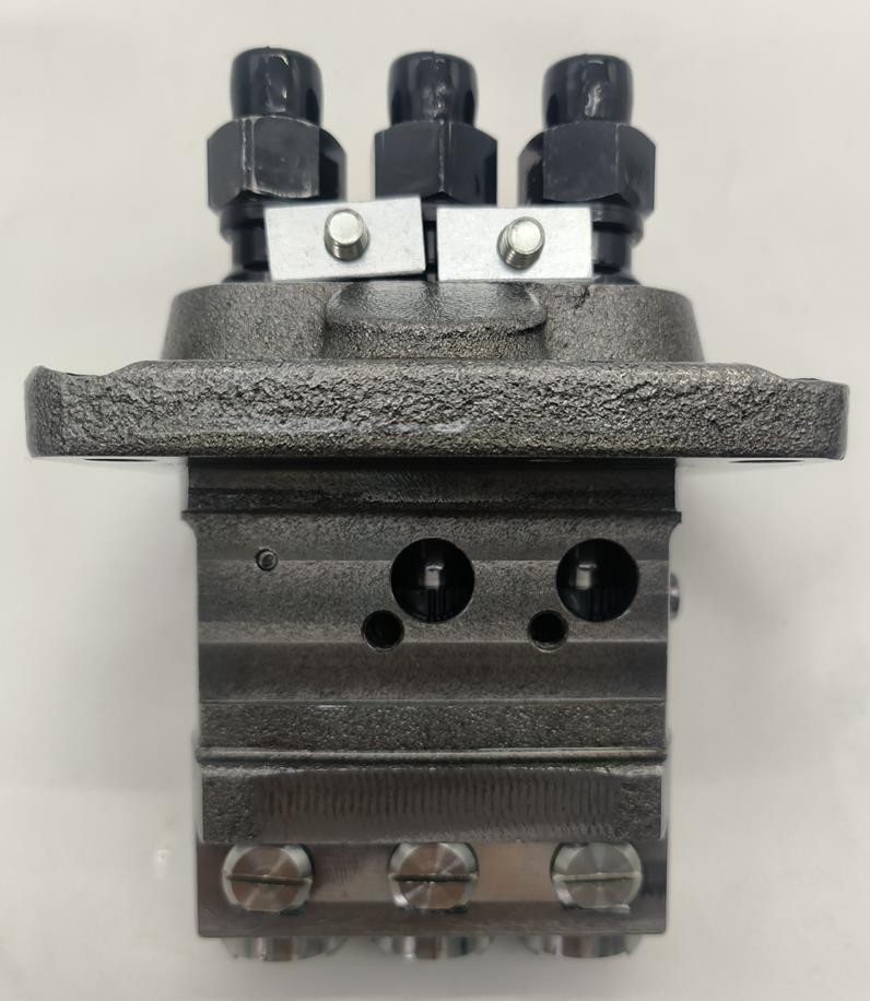 Fuel Injection Pump 15381-51010 for Kubota D650 D850 D950 Tractor ...