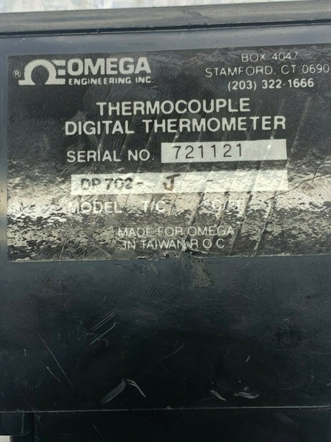 OMEGA Model DP702 Digital Microcomputer Thermometer Temperature Tester ...