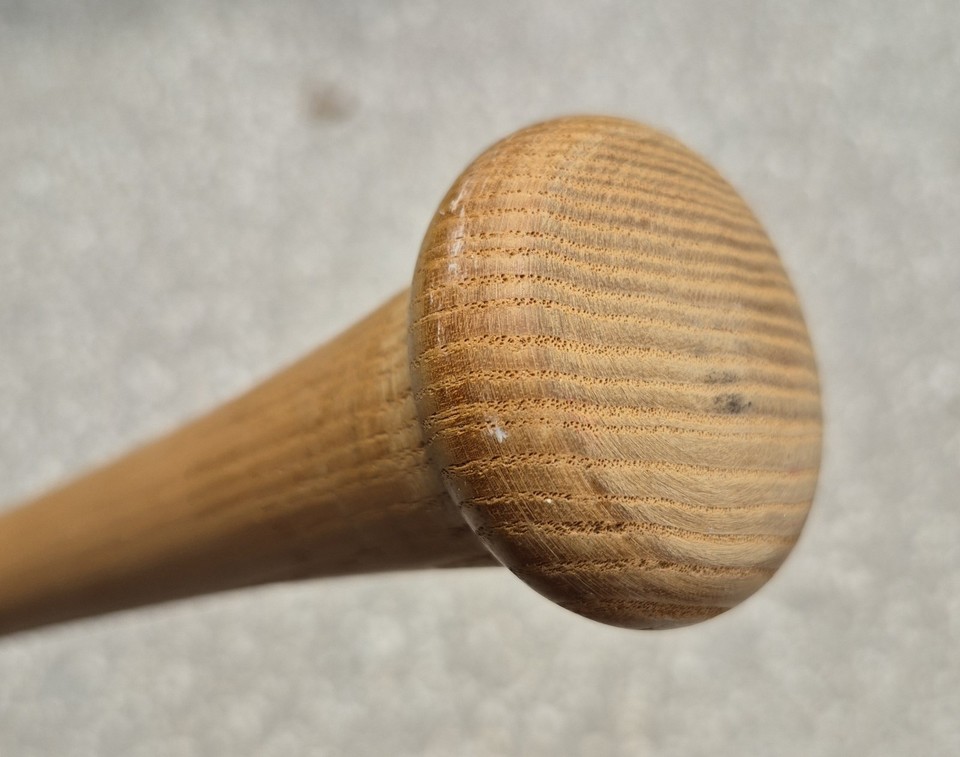 Cubs RYNE SANDBERG game Issued Louisville Slugger Model S333 Baseball ...