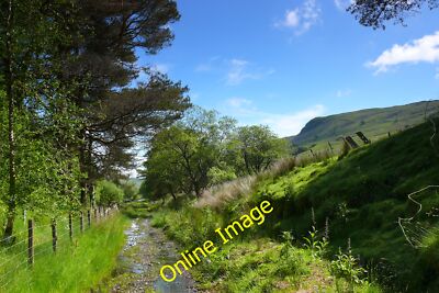 Photo 6x4 Hen reilffordd / Old railway Amnodd-wen Hen reilffordd ger ...