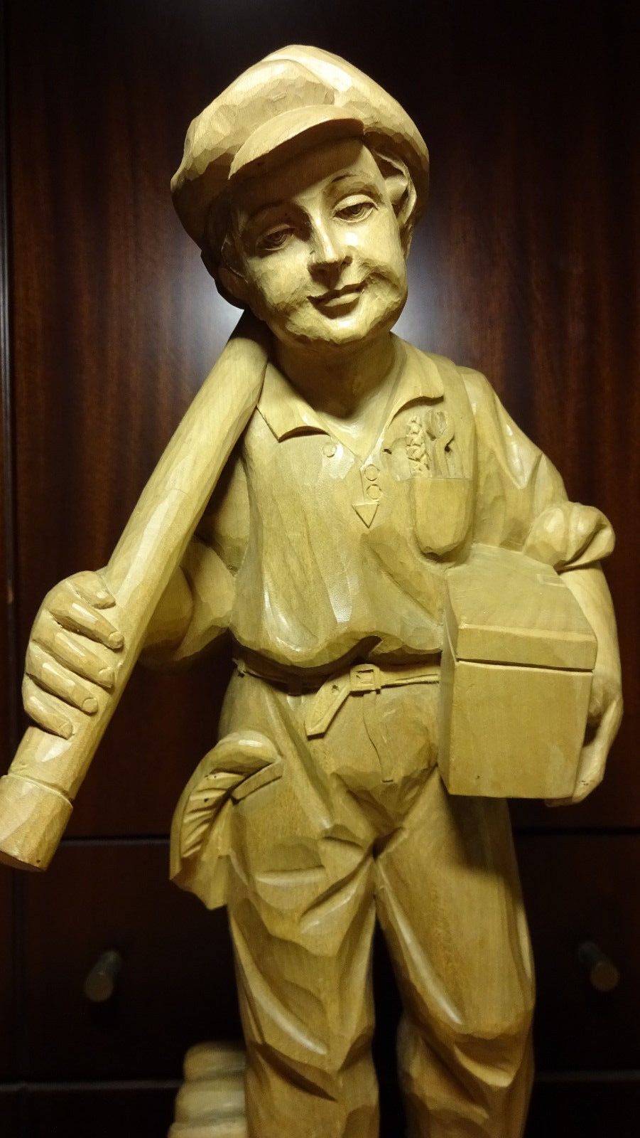 16" HAND CARVED WOOD HEATING SANITATION ENGINEER TECHNICIAN STATUE ...