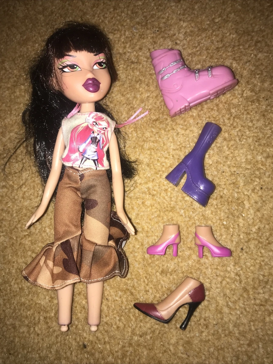 Bratz Starrin And Stylin Dolls