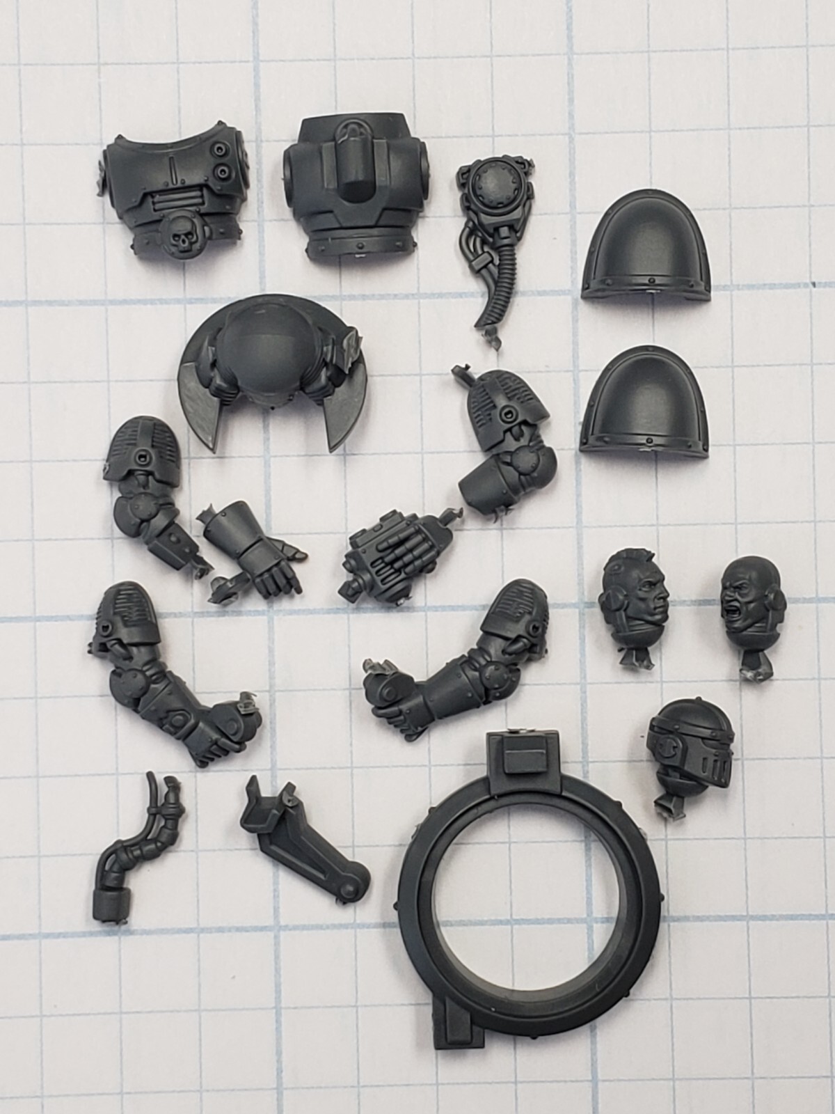 30K Space Marine Bits Tank Upgrade HUS MARK II Pilot Gunner & Hatch ...