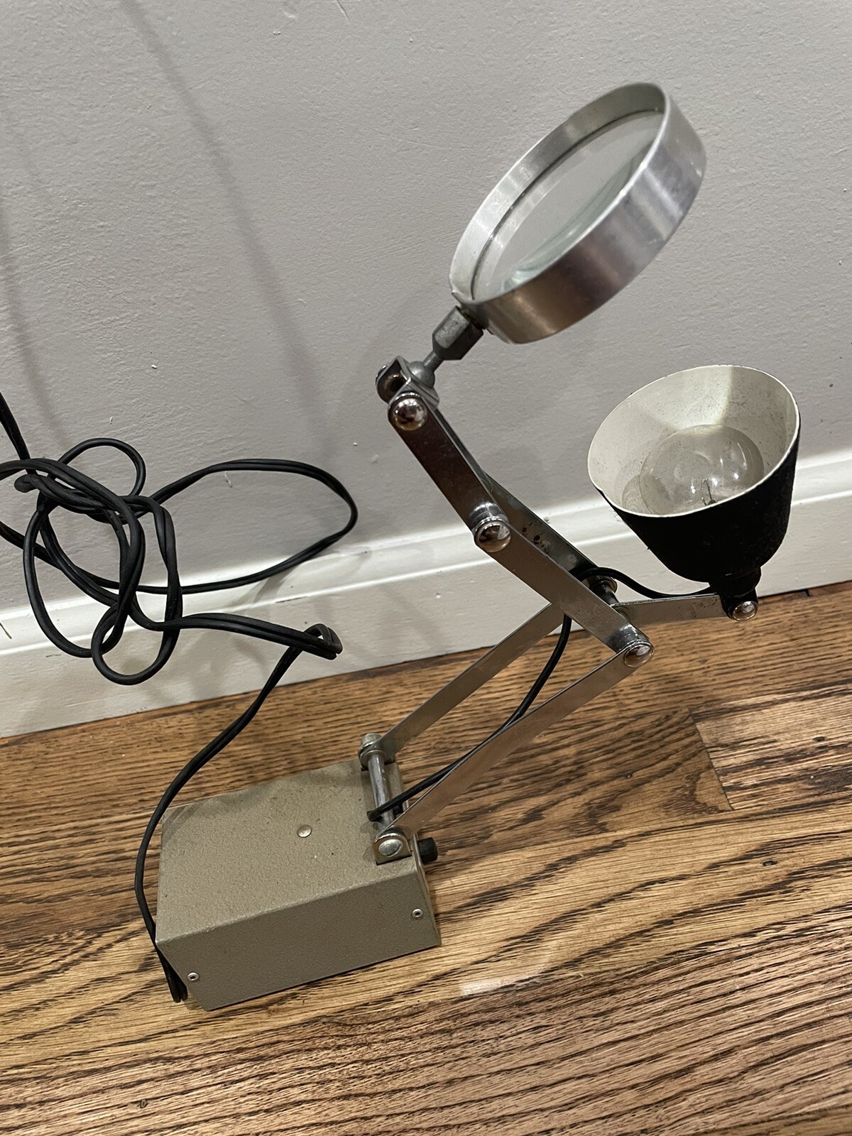 VINTAGE TENSOR ROXTER LIGHTED MAGNIFYING GLASS MODEL # 7175 MCM + | eBay