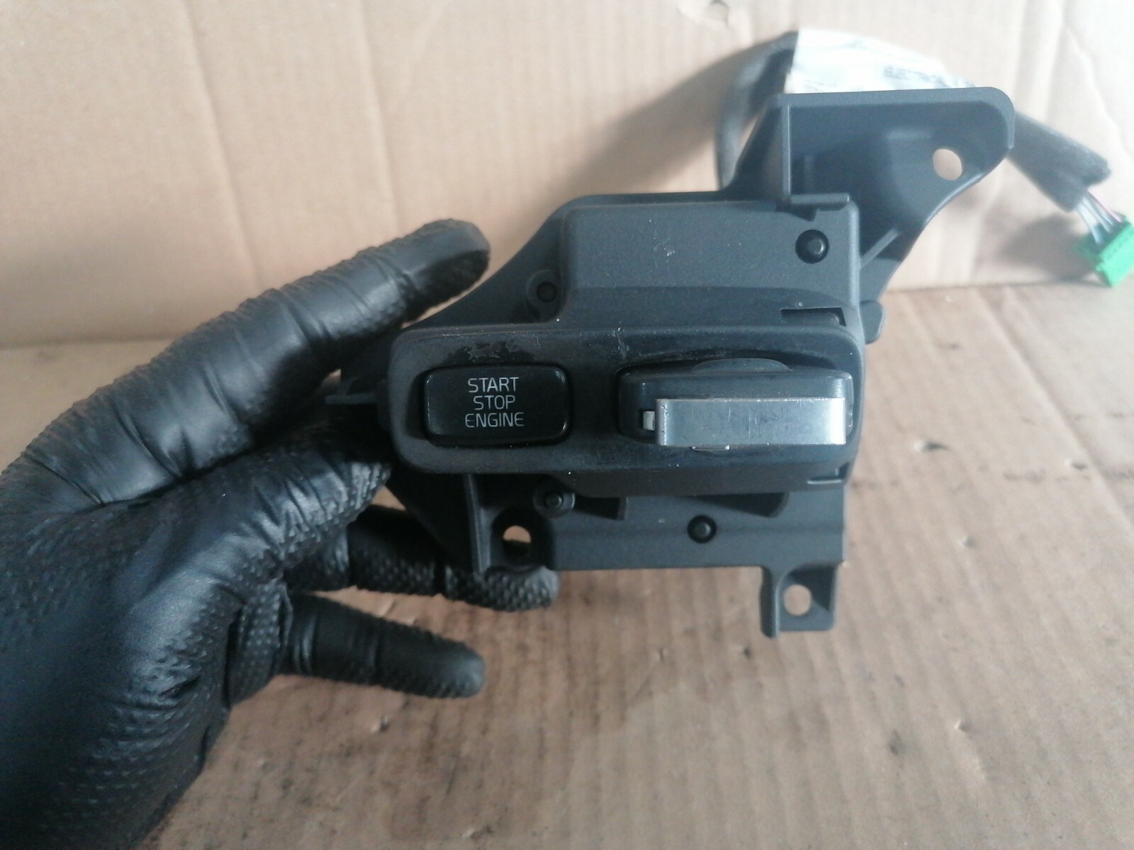 VOLVO V70 IGNITION SWITCH START STOP BUTTON SWITCH 329001 for sale ...