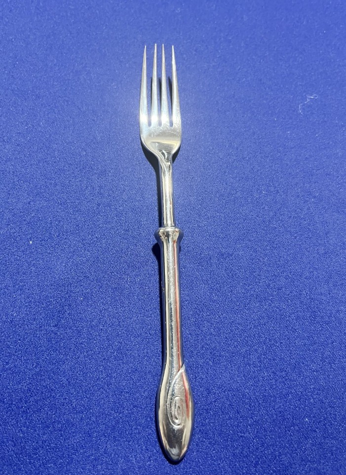 MARY JUREK ATLANTIS 34pc Set of Designer VERY RARE Sculpted Stainless Flatware | eBay