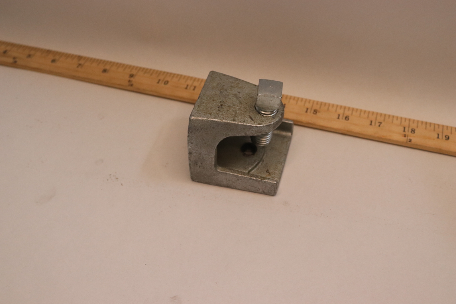 Eaton B-Line Rod Support Beam Clamp B444-1/2-HDG | eBay