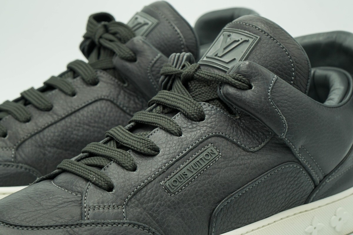 LOUIS VUITTON KANYE WEST DON USED SIZE LV 7 US 8.5 LOUIS VUITTON KANYE WEST DON USED SIZE LV 7 US 8.5