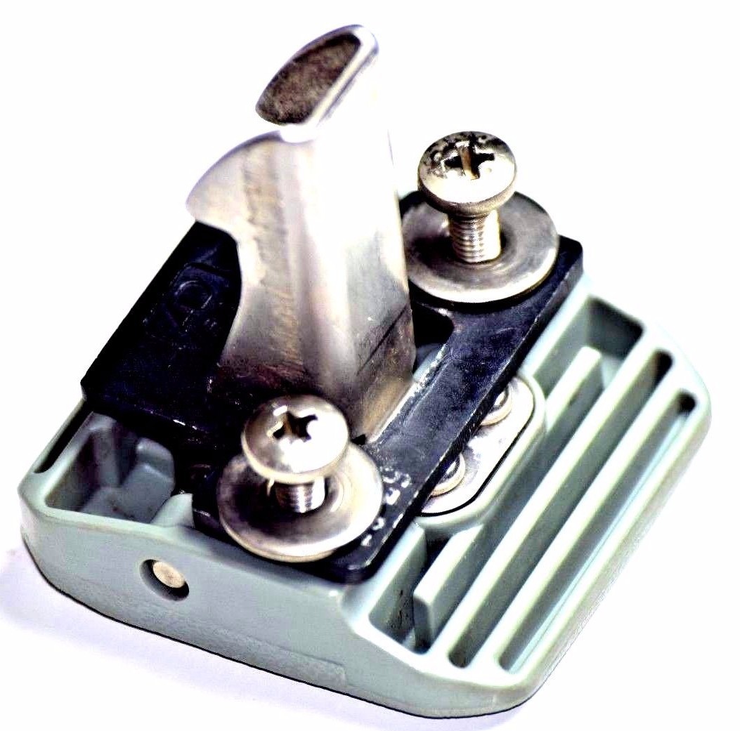 KAWASAKI JET SKI 750 SS JH750 HOOD LOCK LID LATCH | eBay