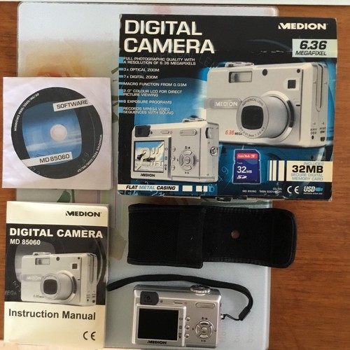 MEDION 6.36MP MD 85060 DIGITAL CAMERA FUL METAL CASING - NO CHARGER ...