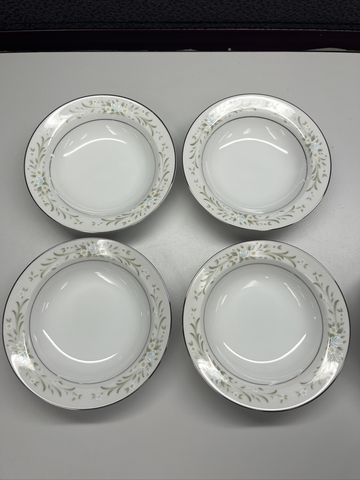 Four Crown China Claridge #317 轮缘水果碗 5-1/2 英寸 4 件套(3 件可用)- – La Paz ...
