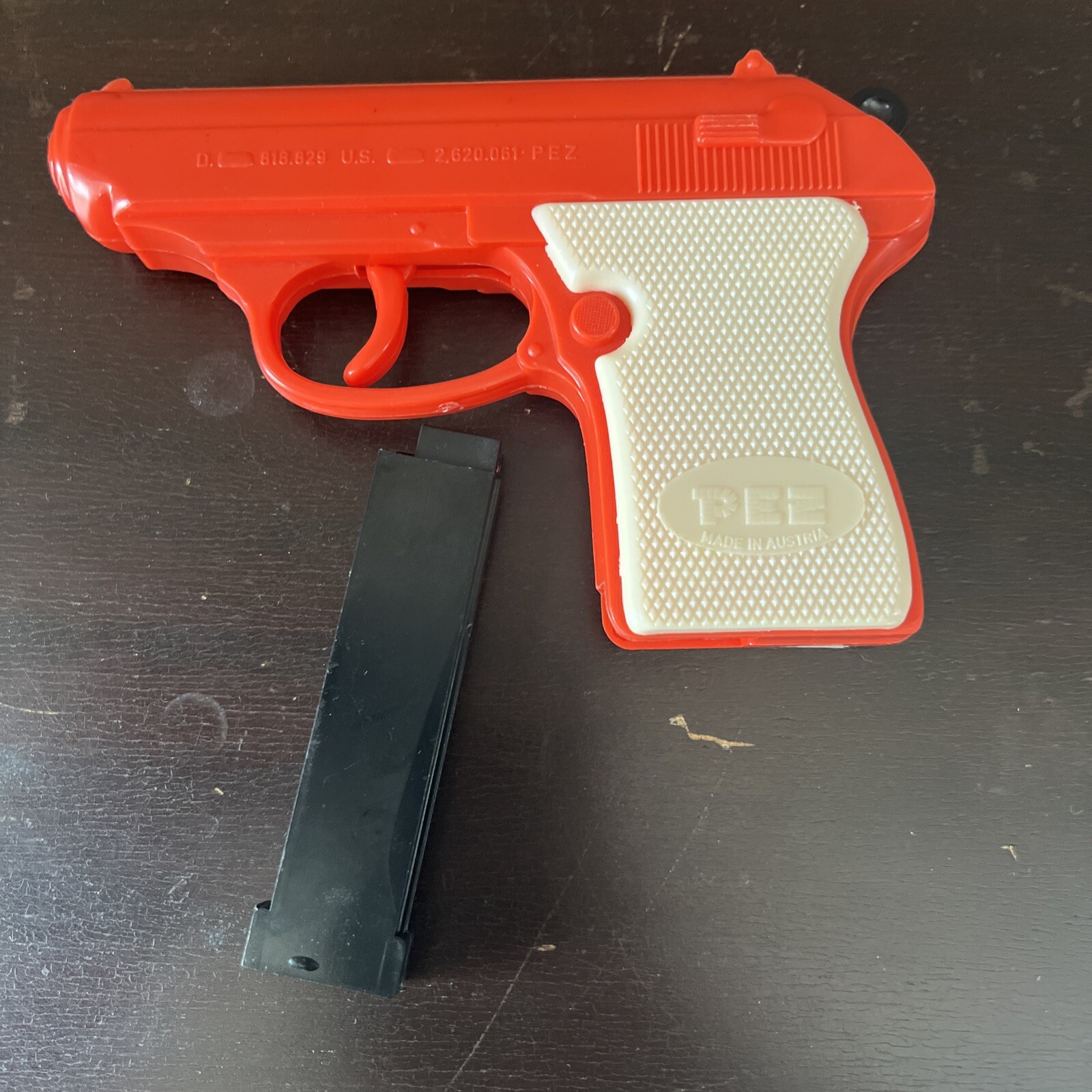 PEZ Pistole Candy Shooter Vintage Pistol Orange 1970's Figure Toy ...