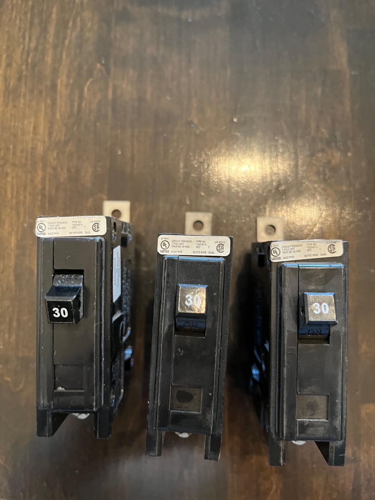 Westinghouse BAB1030 Circuit Breaker 1 Pole 30 Amp 120/240vac Bolt-on ...