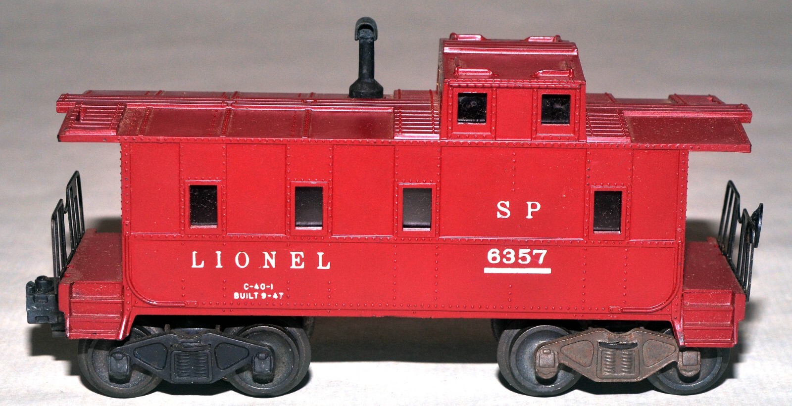 LIONEL 6357 MAROON LIGHTED CABOOSE FROM 1952 VERY CLEAN EX + w/ BOX | eBay