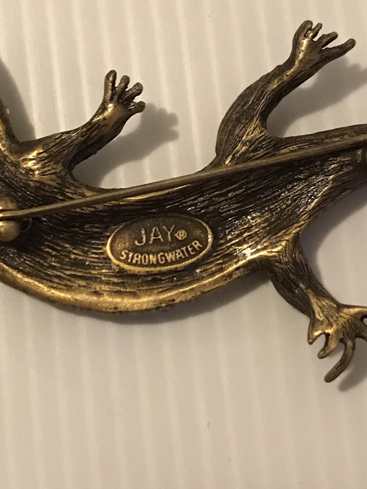 JAY STRONGWATER Brooch SALAMANDER PIN lizard Swarovski Pink red ...