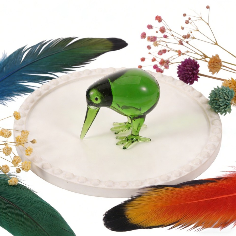 Decorative Crystal Bird Statue: Cartoon Kiwi Bird Figurine - Tabletop ...