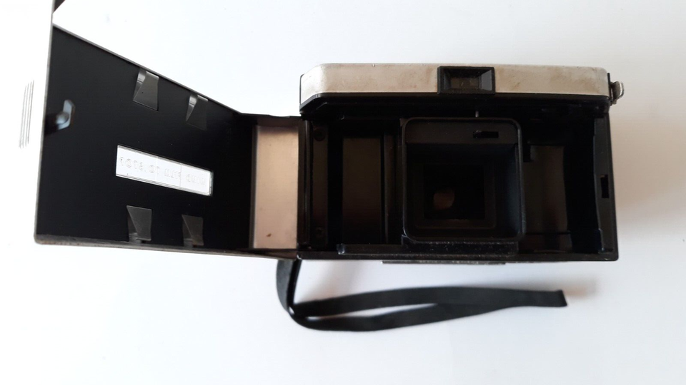 Vintage Kodack Instamatic 300 Camera With Flip Open Hard Case, Circa ...