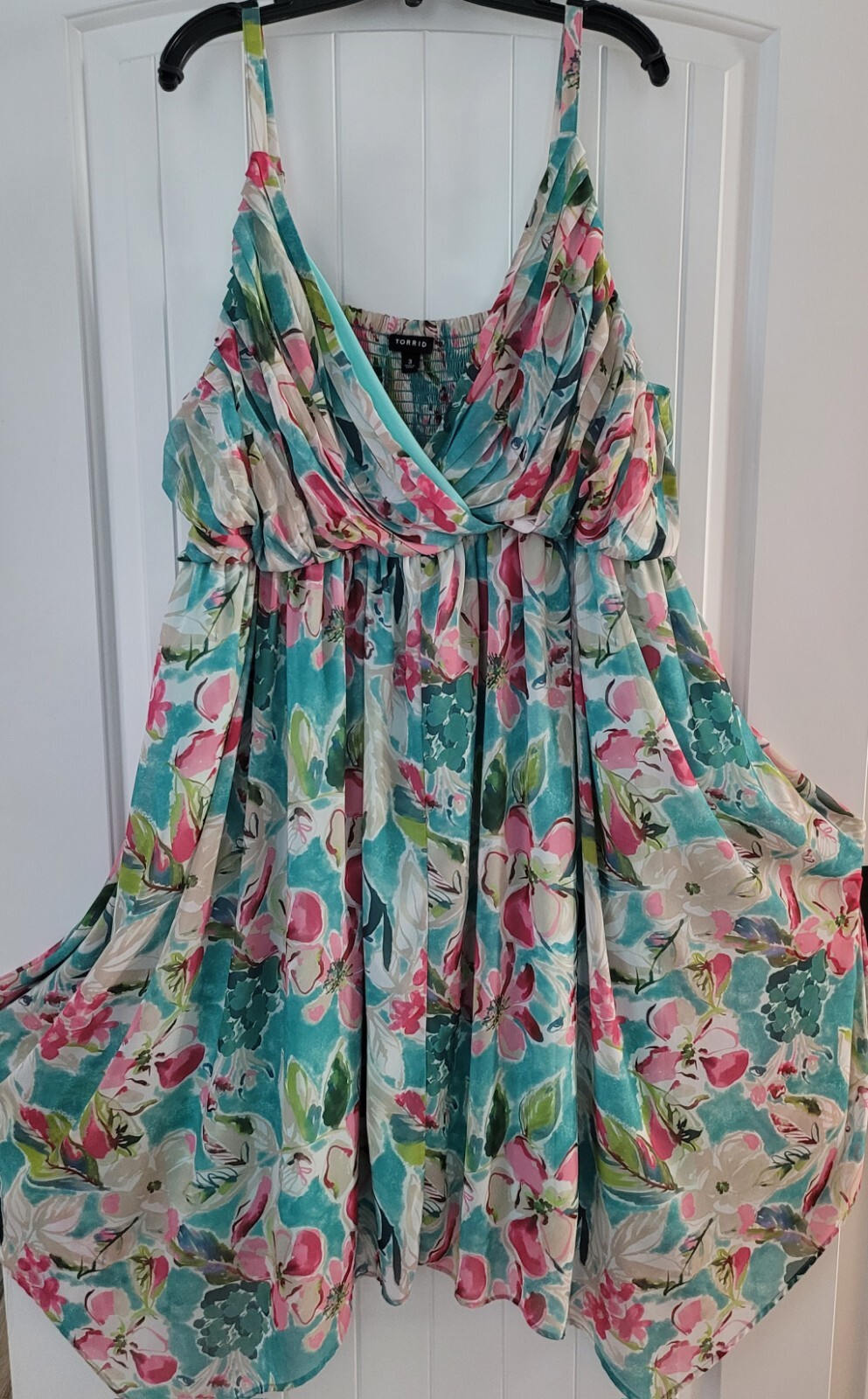 Torrid Women Tea Length Chiffon Pleated Shark Bite Dress sz 3 | eBay