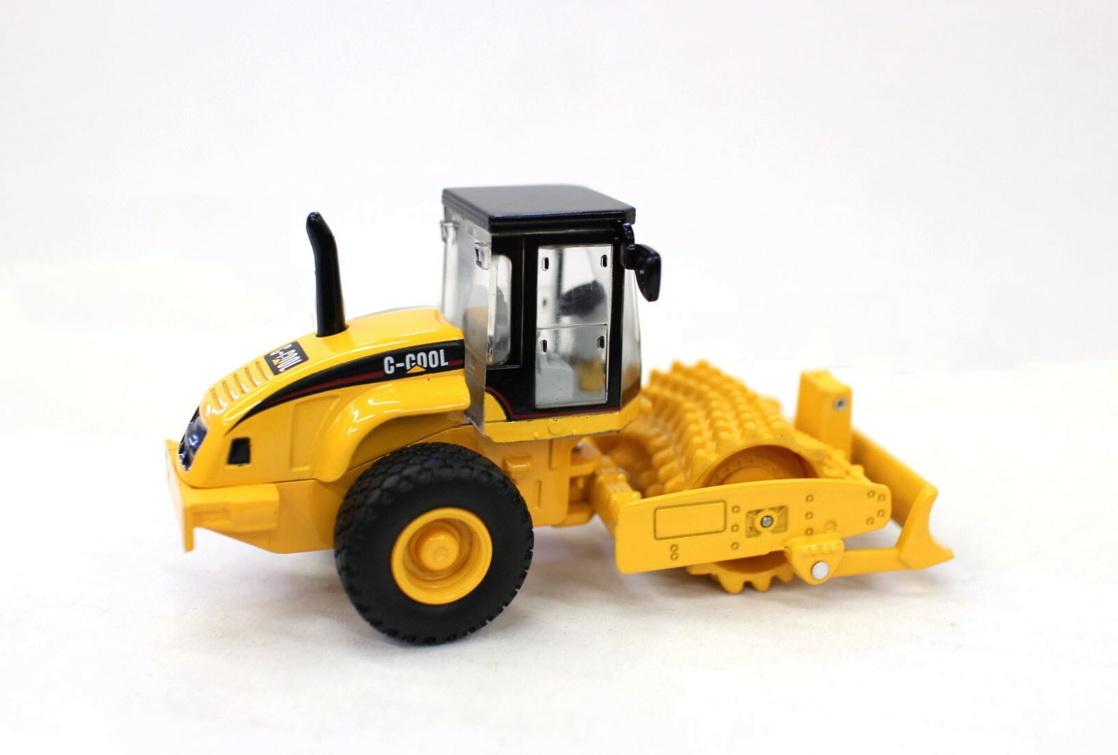 C-COOL 1/64 Padfoot Drum vibratory Soil Compactor Model Engineering ...