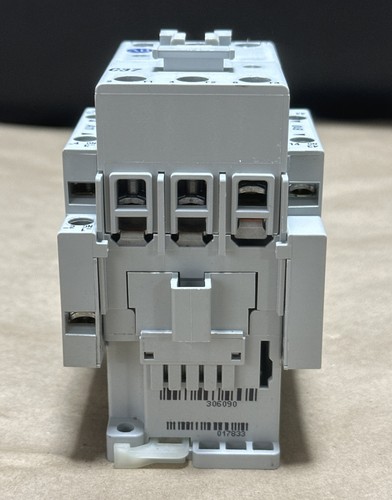 Allen Bradley 100-C37*00 Contactor 200-220V 110/120V Coil 3-Pole, w/100 ...