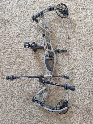 Hoyt Carbon Defiant 34 compound bow | eBay