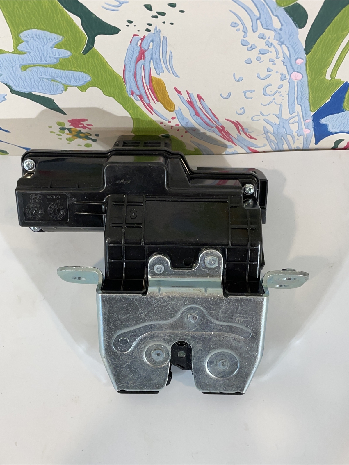 OEM Hyundai PBT-GF30 Tail Door Tailgate Trunk Lock Latch A10 81800CV100 ...
