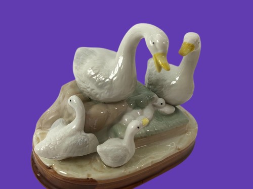 Geese/Duck Figurines White. Vintage Orginal Artmark 4” Tall X 6 1/2 ...