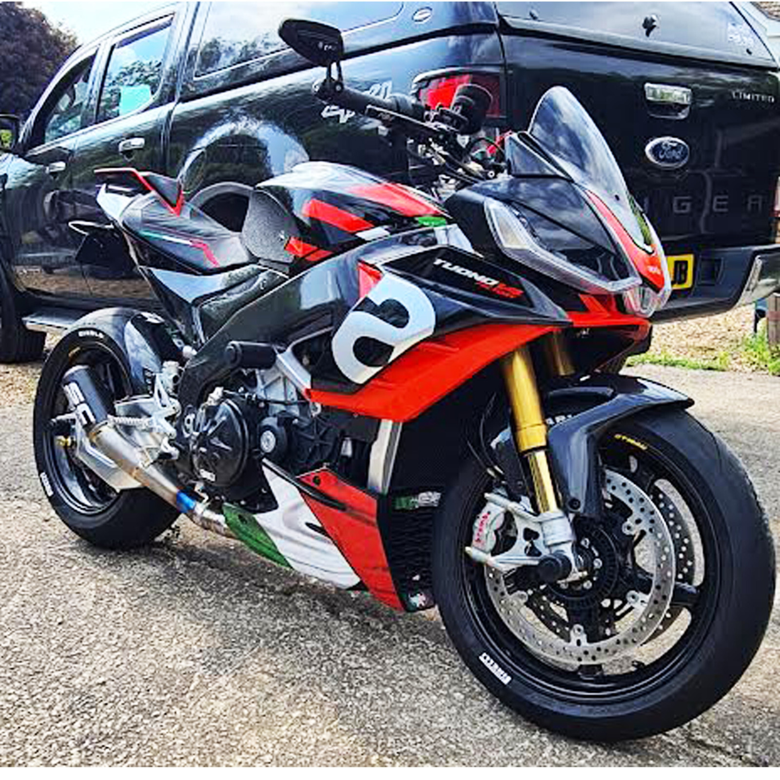 Aprilia Tuono V4 1100 2021- Italian flag belly pan graphics decal set ...