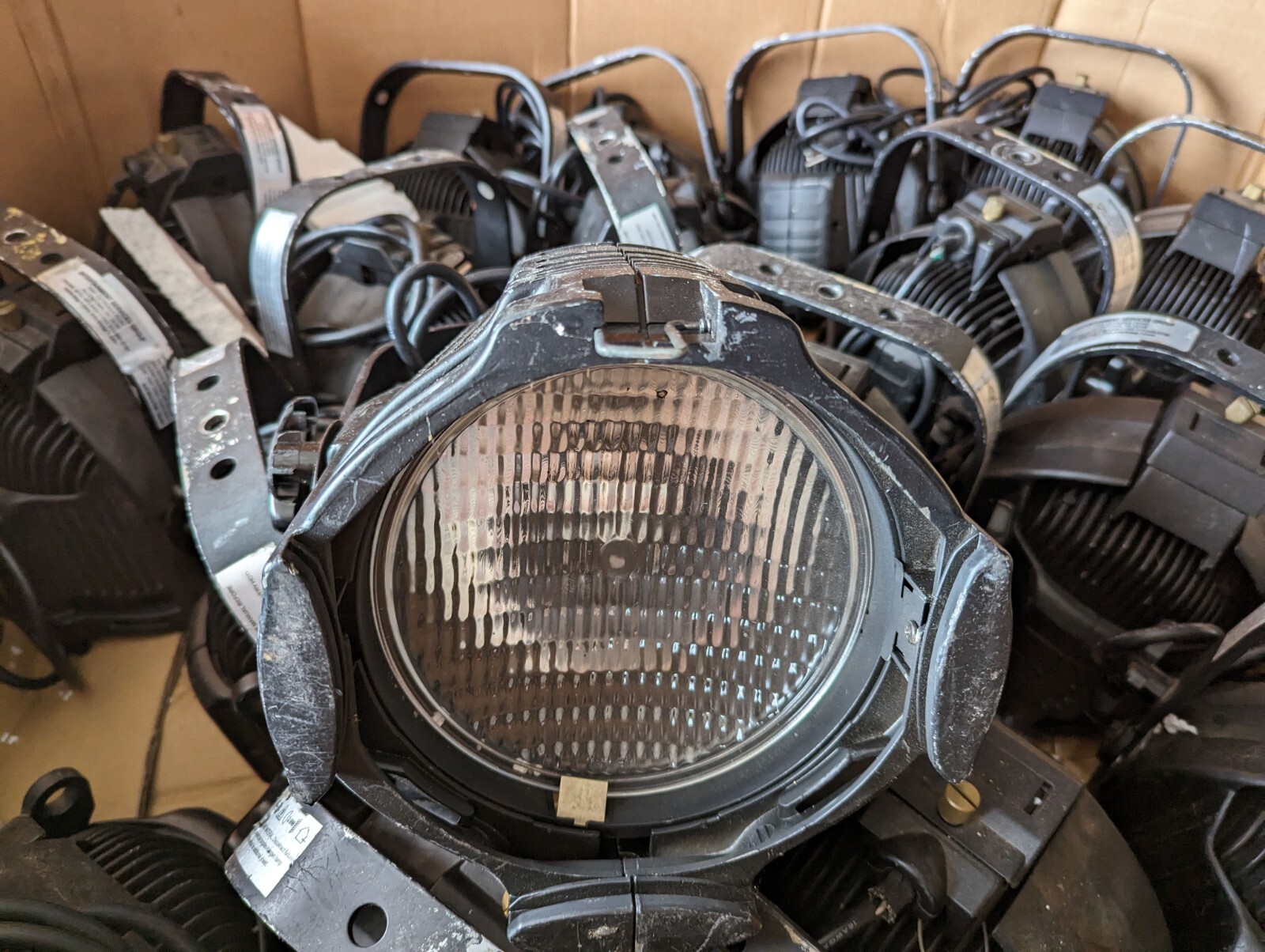 Multi Par-575 Lighting Fixture W/ HPL575 Lamp And Edison Plug-Like ...