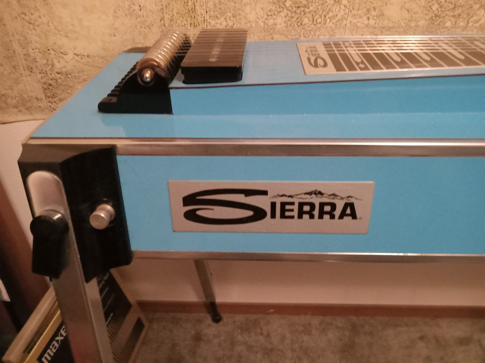 Sierra Pedal Steel Guitar. Olympic Model. 10 string, E9. 3 pedals, 4 ...