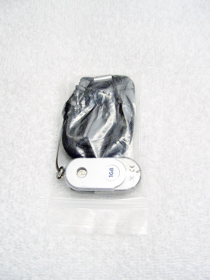 Genuine Pfaff Embroidery USB Stick Thumb Drive 1 GB for Sewing ...