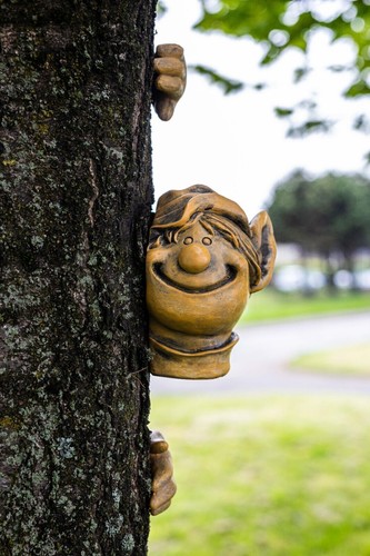 Garden Elf Tree Peeker Outdoor Trunk Decor Branch Hugger Ornament ...