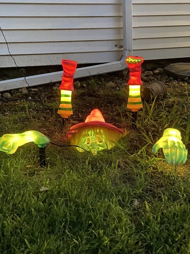 Gemmy Blow Mold Glow Ups Halloween Lighted Witch Yard Decoration Indoor ...