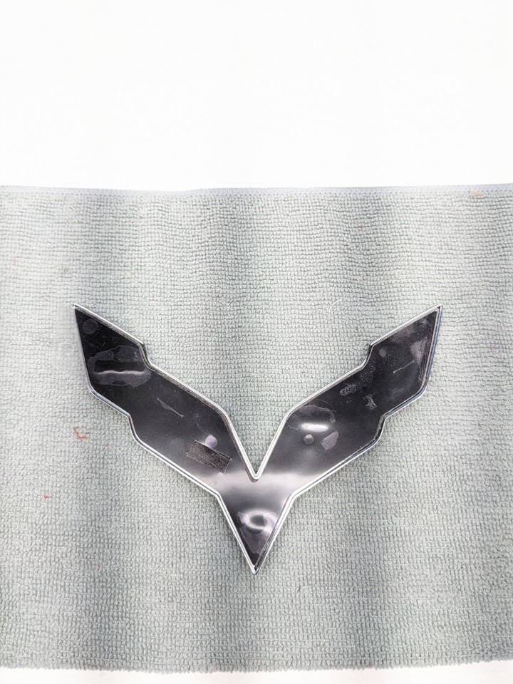 OEM NEW 14-19 Chevrolet Corvette Rear Crossed Flag Chrome Emblem ...