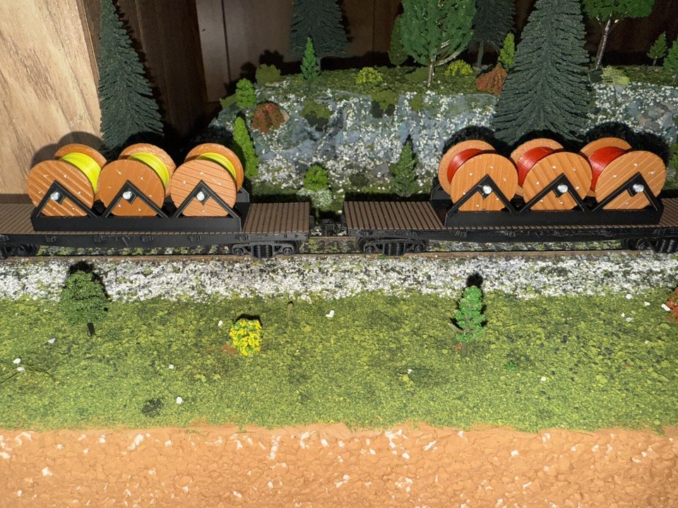 4pk- 1:87 HO Scale Multicolor Wire Spool Load/Decor | eBay